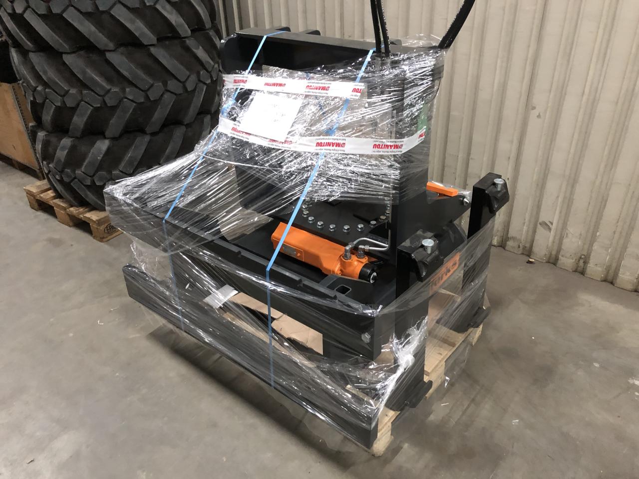 Roforks rotating forks for your Manitou telehandler